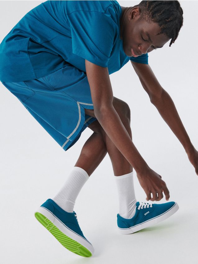 Trampki męskie | Kup online w Cropp!