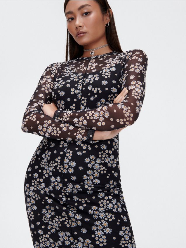 Sukienki damskie młodzieżowe | Kup online w Cropp!