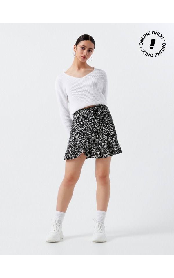 Vzorovaná sukně s volánovým zdobením Barva černý - CROPP - 7422E-99X